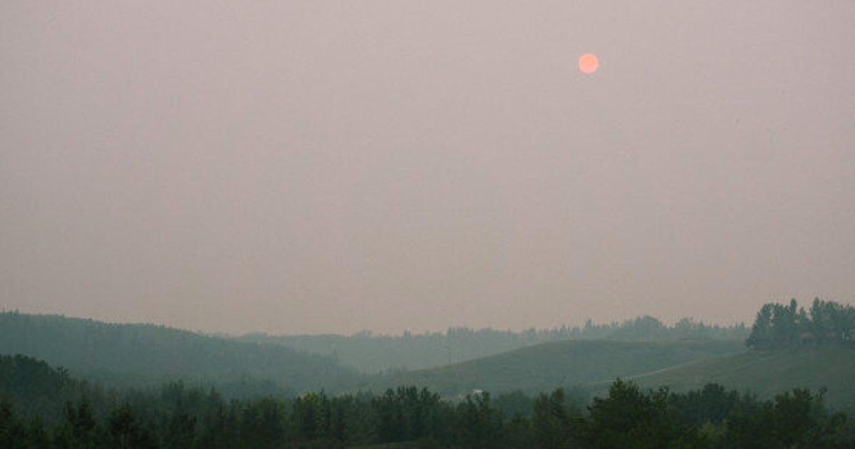 Calgary Smoke Advisory Continues For Third Day, Produces Amazing Red ...