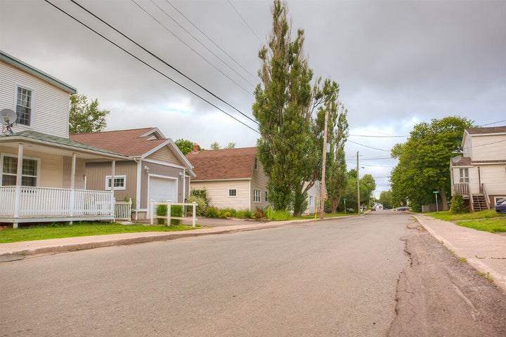 P.E.I. 'Snowmageddon' Before And After Photos By Evan Dickson Are ...