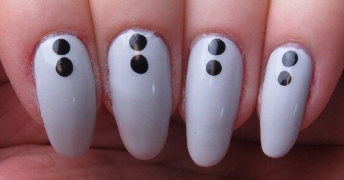 Nail Art: An Easy Minimalist, Monochromatic Design | HuffPost Style