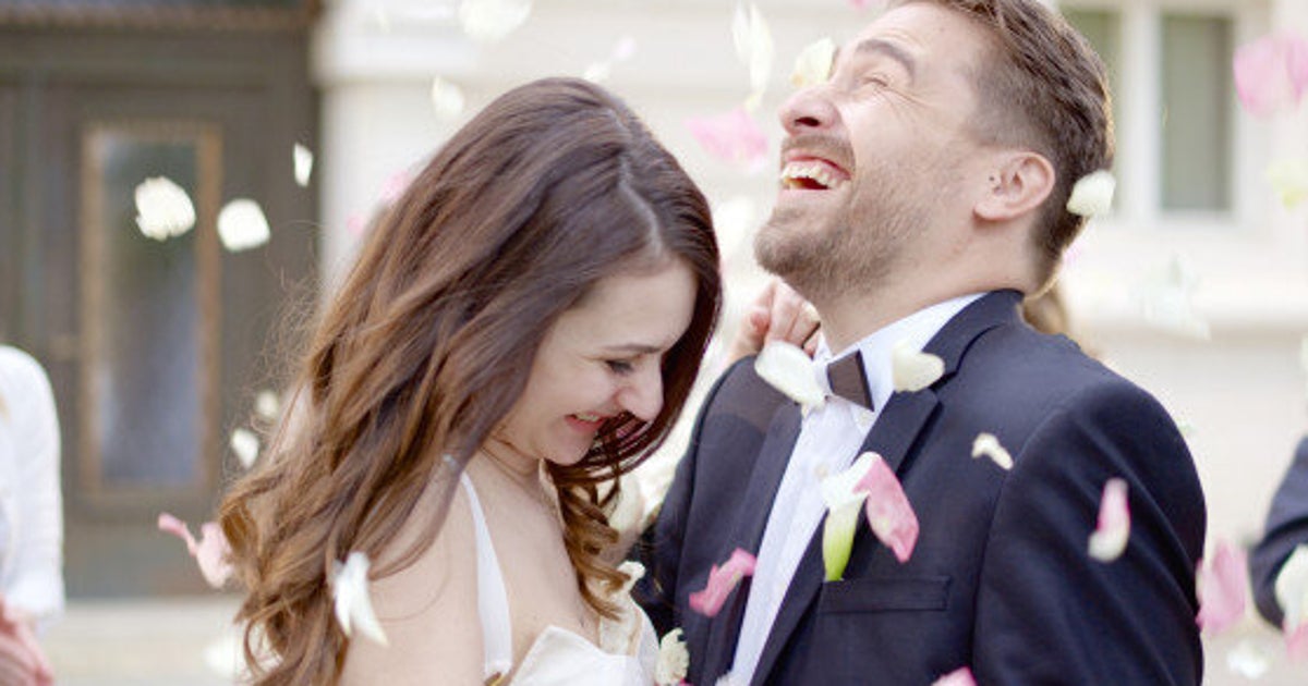 The Dos And Don'ts Of Inviting Co-workers To Your Wedding | HuffPost Life