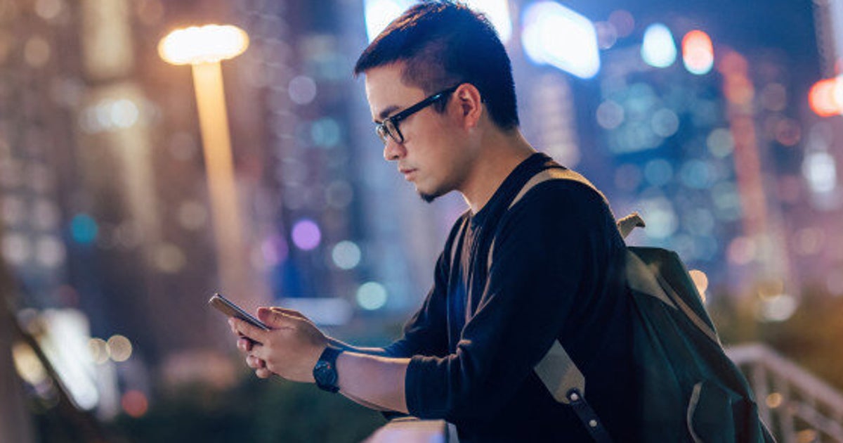 Signs You're Addicted To Stalking Your Ex Online | HuffPost Life