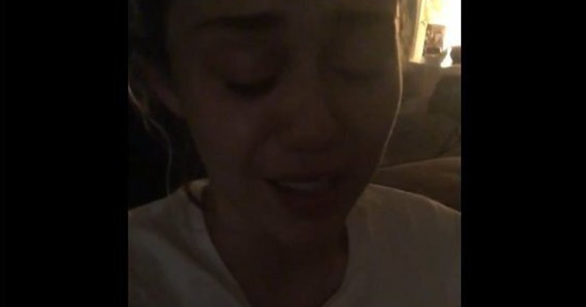 Miley Cyrus Breaks Down In Tears Following Hillary Clintons Defeat