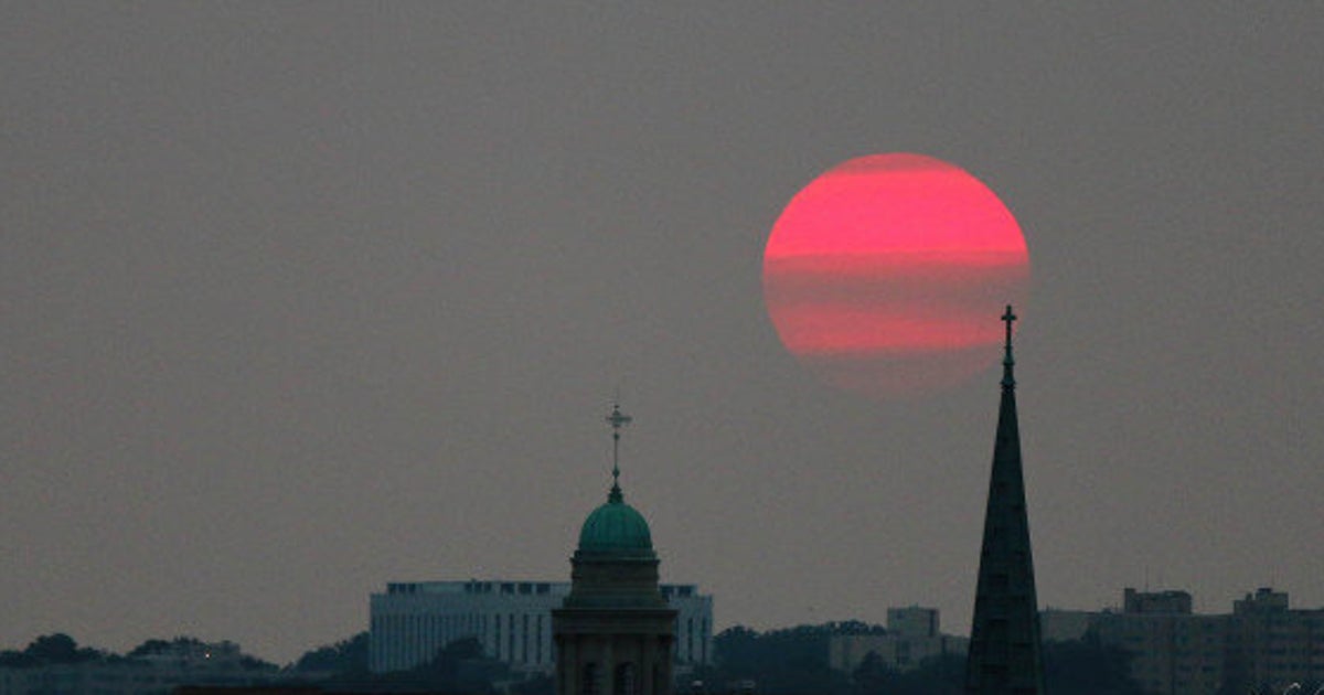 Smoky Red Sunset In U.S. Blamed On Canadian Wildfires | HuffPost News