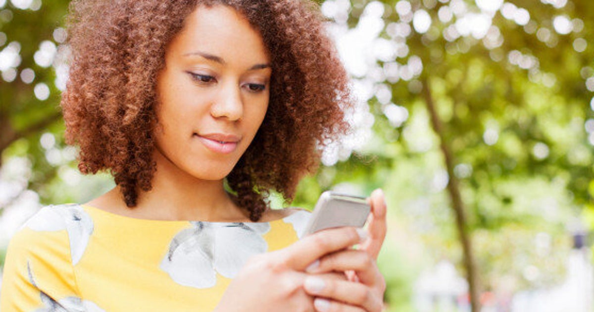 Spending Too Much Time On Your Phone Could Be A Sign Of Anxiety: Study ...