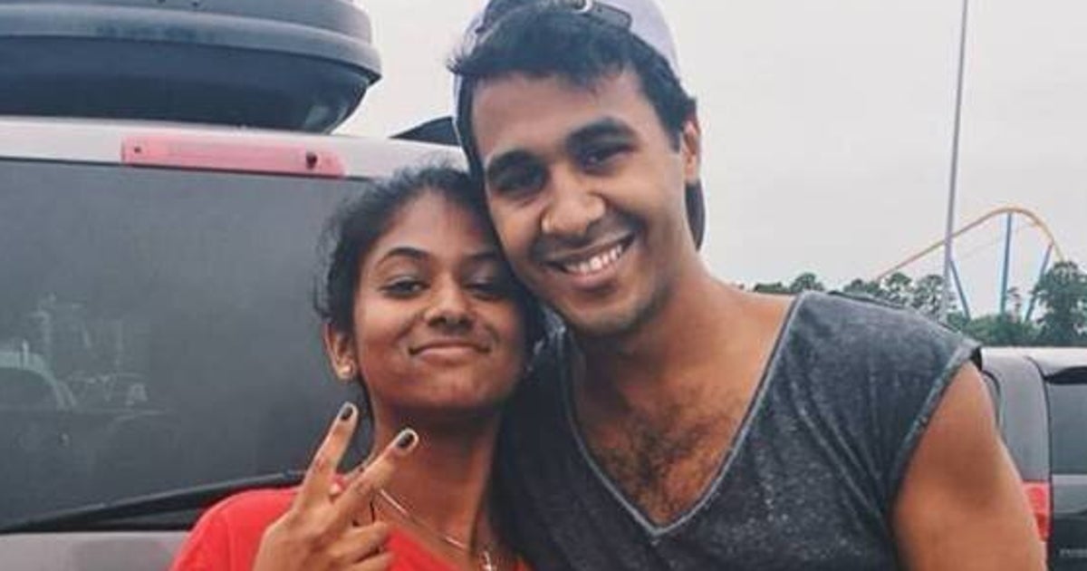 Woman's V-Neck Tee Deemed 'Inappropriate' By Six Flags, So Her Male ...