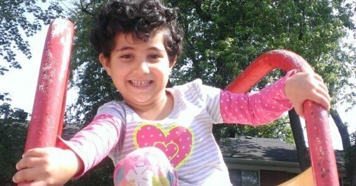 This Syrian Refugee Girl Is Smiling Because Of Ontario Dentist's ...