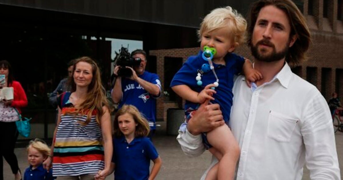 David And Collet Stephan Face Unusual Facebook Order | HuffPost Alberta