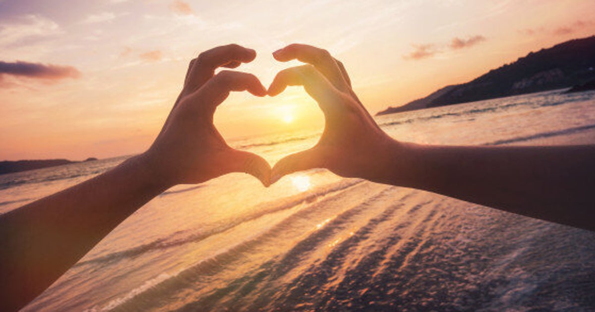 How to Find the Real Look of Love From the Right Person | HuffPost Life