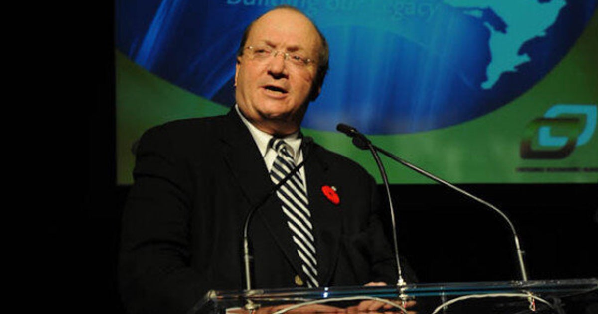 Hugh Segal, Champion Of Basic Income, To Design Ontario's Pilot Project ...