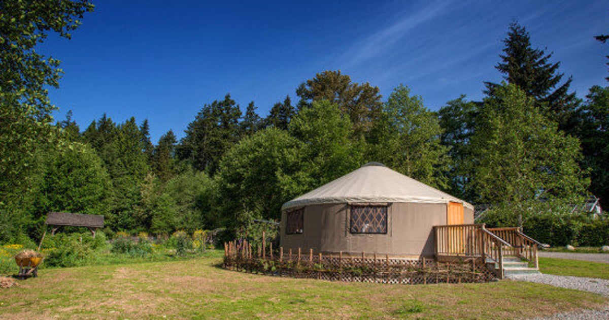 Yurt Is UBC's Newest Classroom (PHOTOS, VIDEO) | HuffPost British Columbia