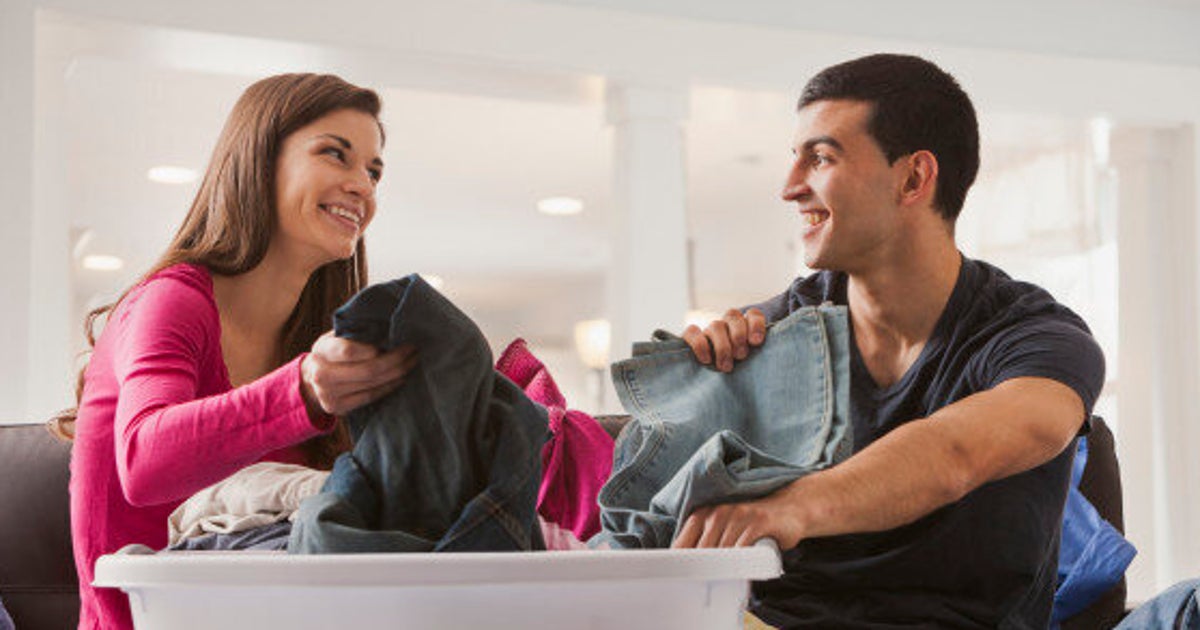 Helping With Housework Can Lead To More And Better Sex Huffpost Life