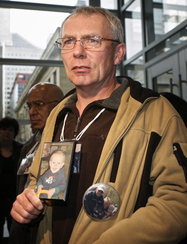 Daniel Tschetter Killer Truck Driver: The Grief He Created | HuffPost ... Daniel Tschetter Killer Truck Driver: The Grief He Created | HuffPost ...