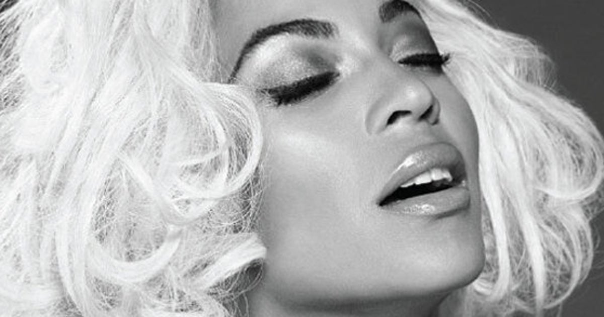 Beyonce Goes Topless For Out Magazine Stays Glamorous Huffpost Style