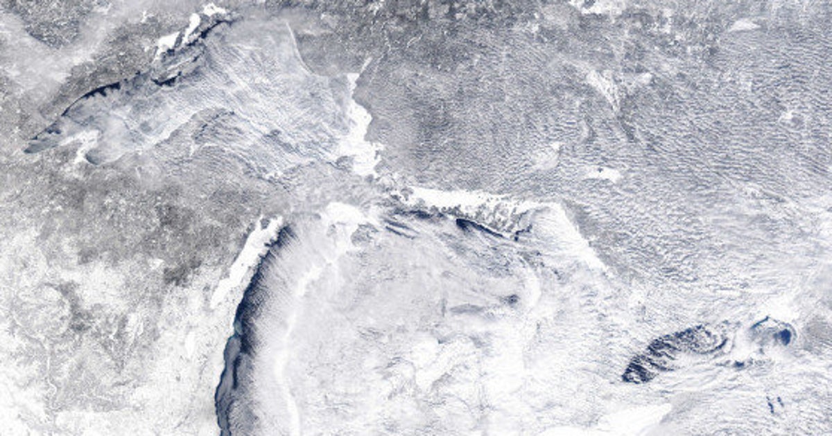 Frozen Great Lakes Photos Prove How Cold Winter Has Been | HuffPost News