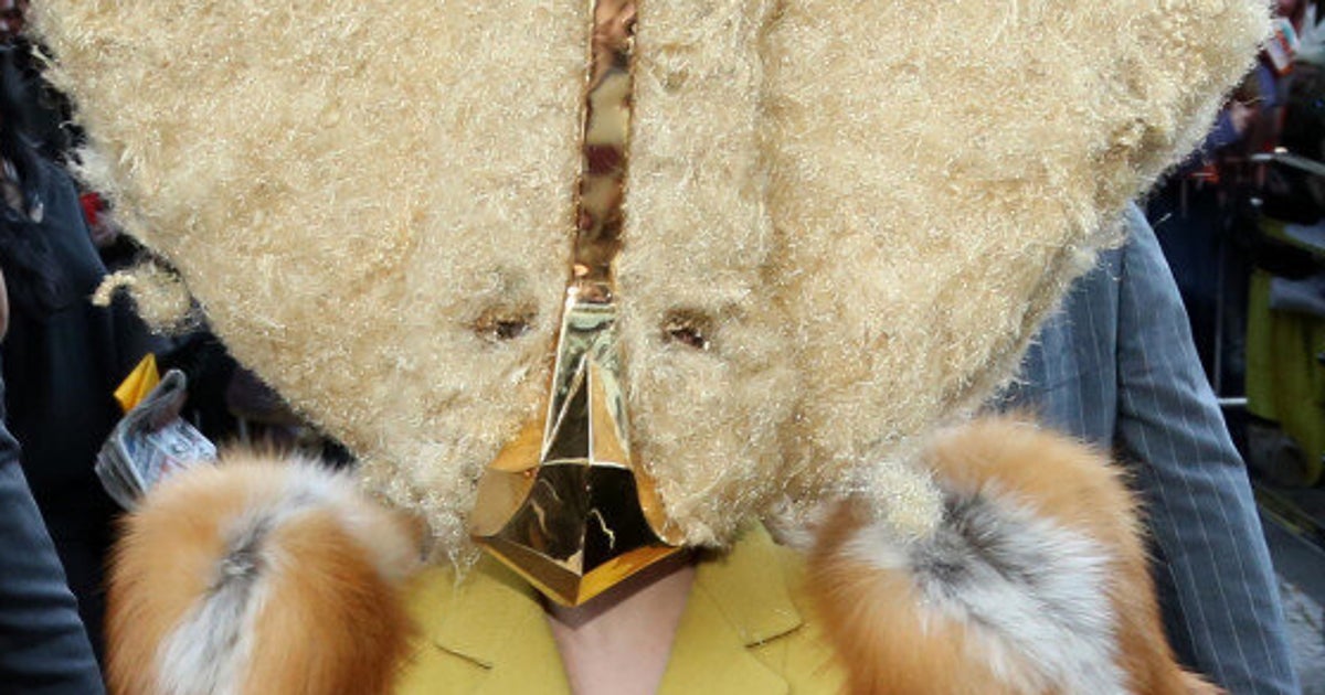 Lady Gaga's Chicken Mask Is The Scariest Thing You'll See Today (PHOTOS ...