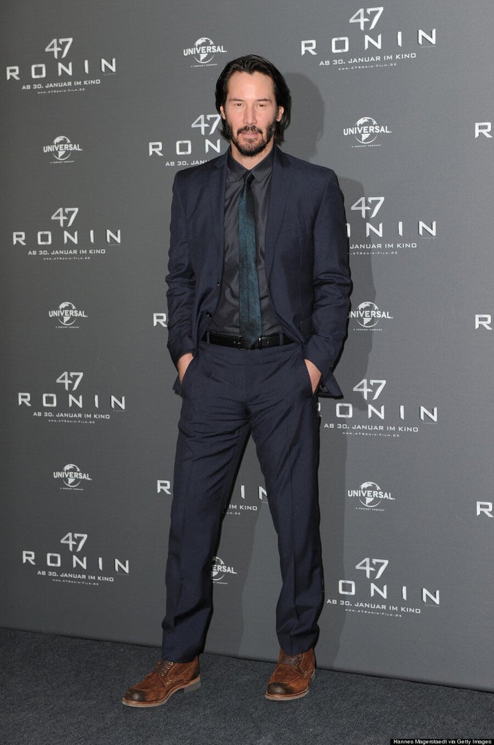 Keanu Reeves Has Sad Eyes At '47 Ronin' Premiere (PHOTOS) | HuffPost Style