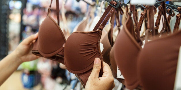Men And Women Agree A C Cup Is The Ideal Breast Size HuffPost Canada Life Men And Women Agree A C Cup Is The Ideal Breast Size HuffPost Canada Life