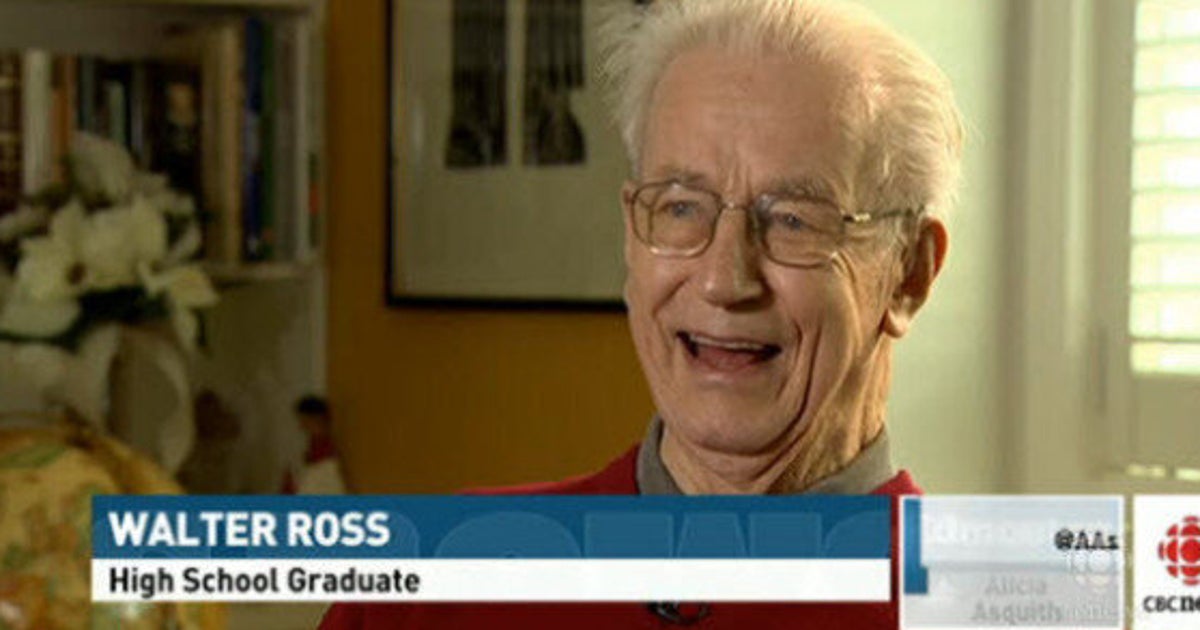 90-Year-Old Walter Ross To Graduate Alongside Grandson | HuffPost Alberta