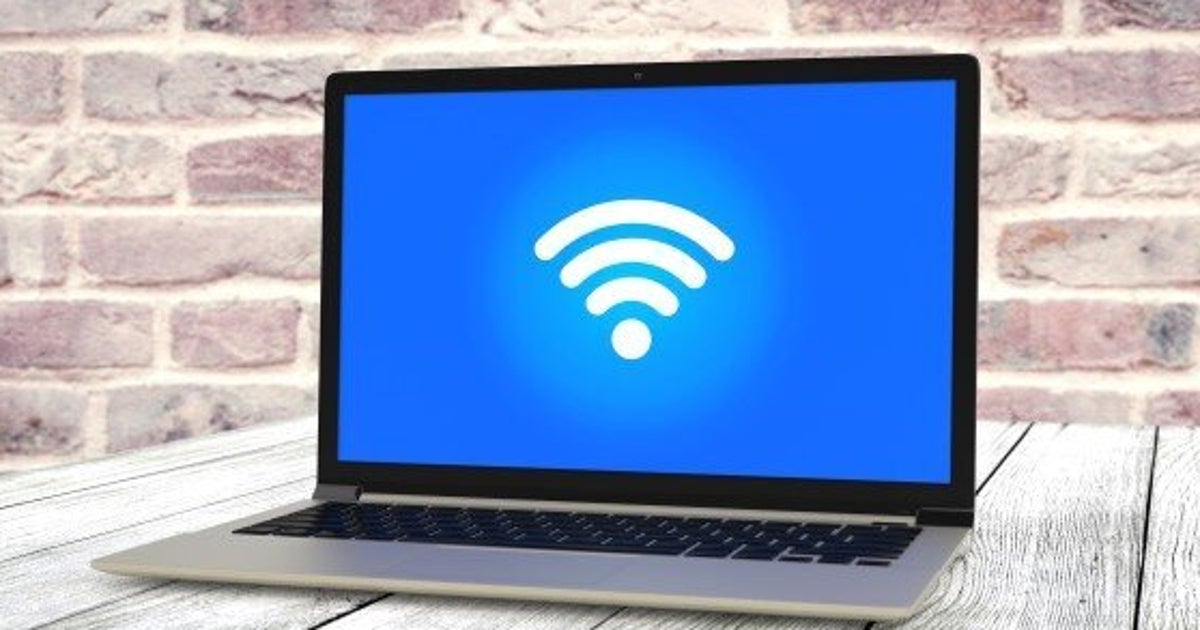 10 GIFs That Describe Exactly How We Feel When There's Free Wi-Fi ...