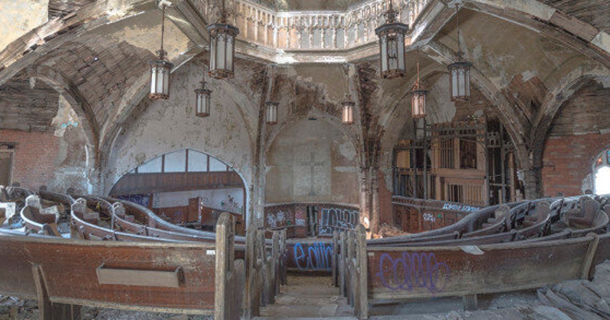 31 Hauntingly Beautiful Photos Of Abandoned Buildings | HuffPost Life