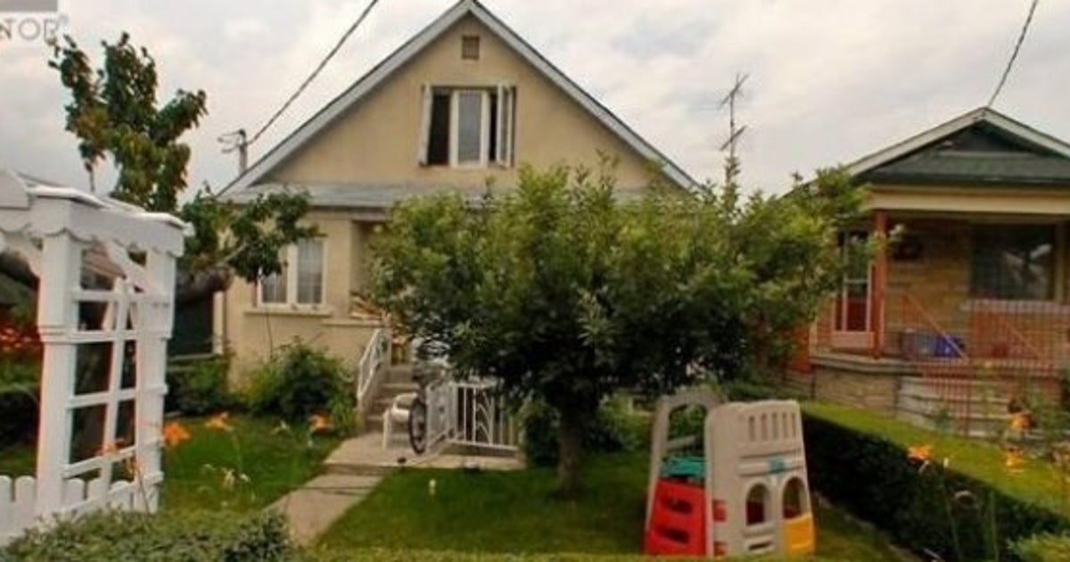 Burnt Toronto House Is Unsafe To Enter And On Sale For $599K | HuffPost ...