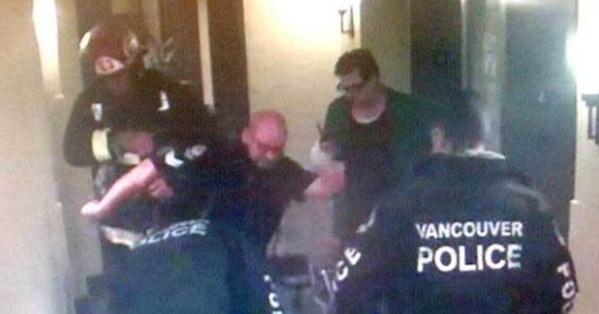 Vancouver Man Alleges Police Assault Huffpost British Columbia 3118