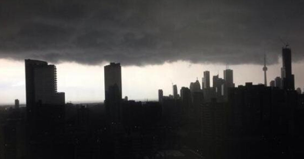 Toronto Storm Photos Are Just Terrifying | HuffPost News