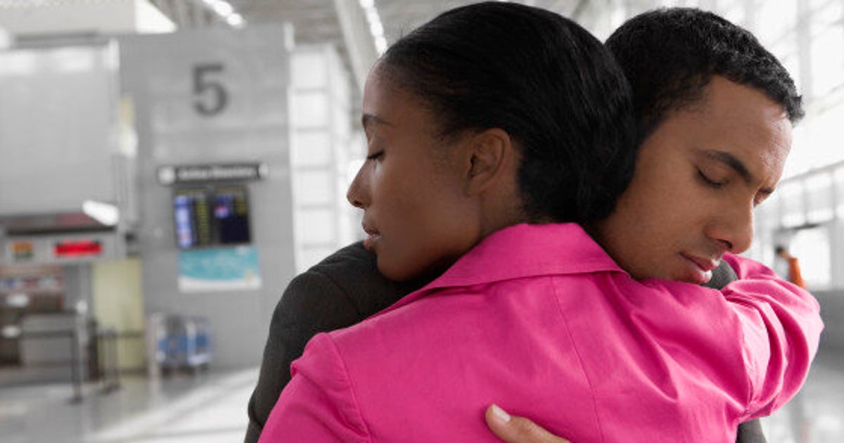 10 Ways To Make A Long-Distance Relationship Last (PHOTOS) | HuffPost Life