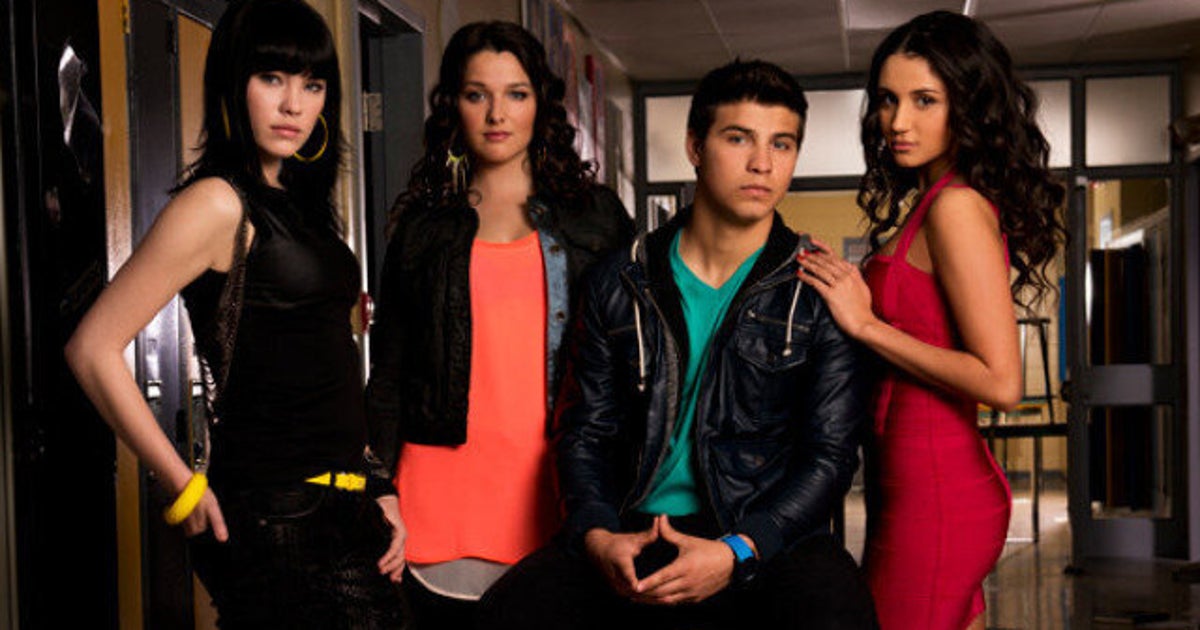 Sneak Peek: 'Degrassi' Stars Talk Season 12 (VIDEO) | HuffPost News