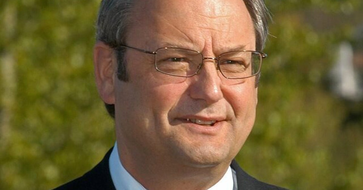 John Les Resigns: Liberal Chilliwack MLA Won't Run Again | HuffPost ...