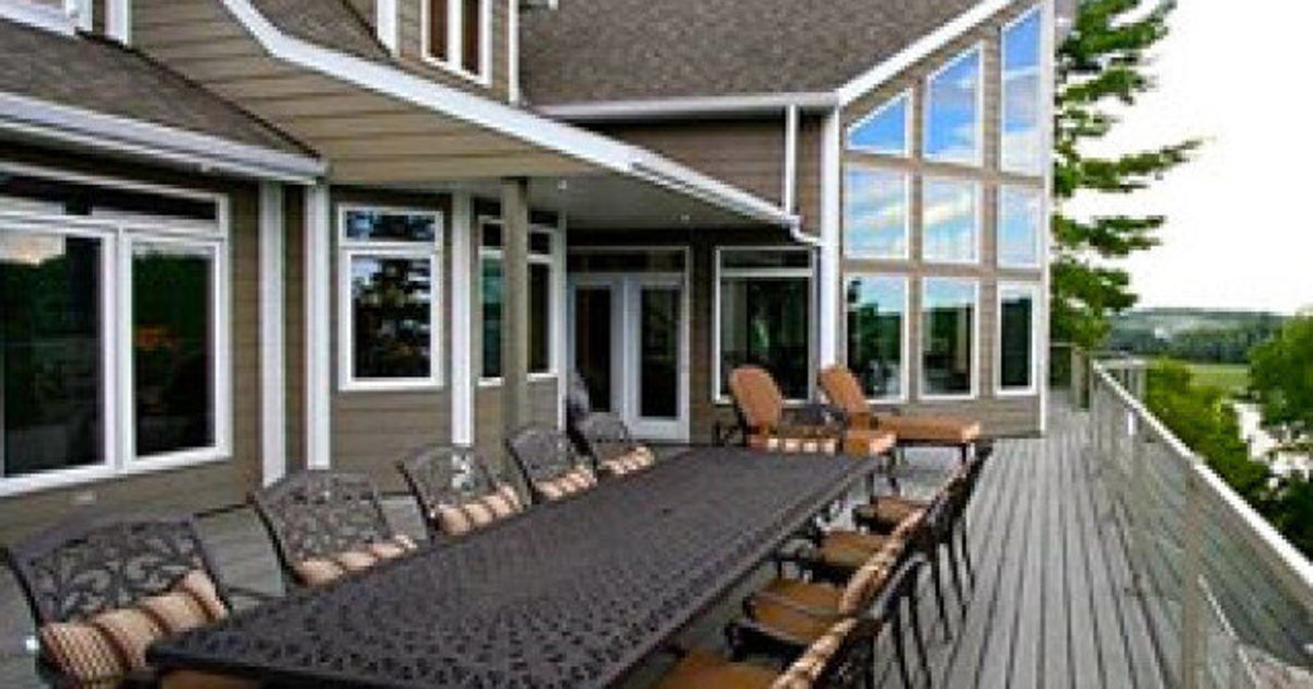 The Agony and the Ecstasy of Cottaging | HuffPost Life