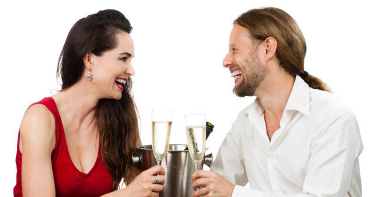 First Date Valentine's Day: Would You Make The First Move On February ...