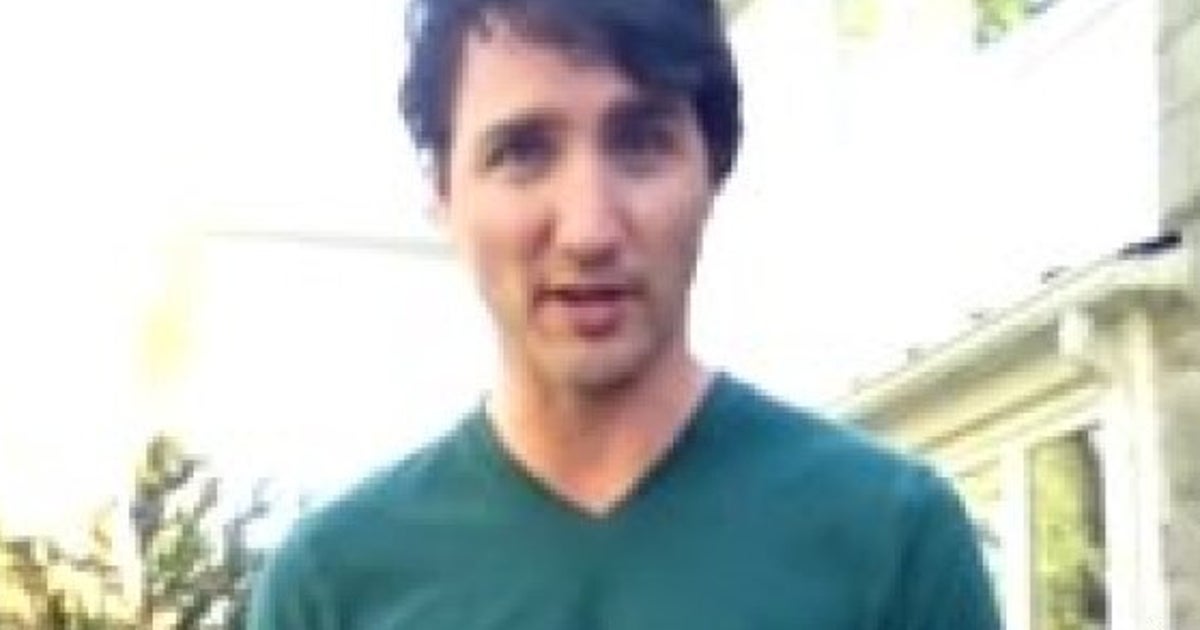 Justin Trudeau Cargo Shorts: Liberal Leader Teased About Casual Look In ...