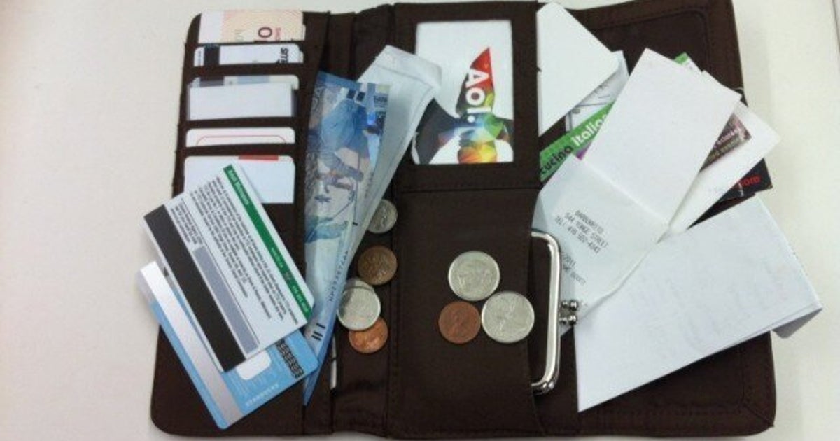 How To Organize Your Wallet: What Stays In And What Goes Out | HuffPost ...