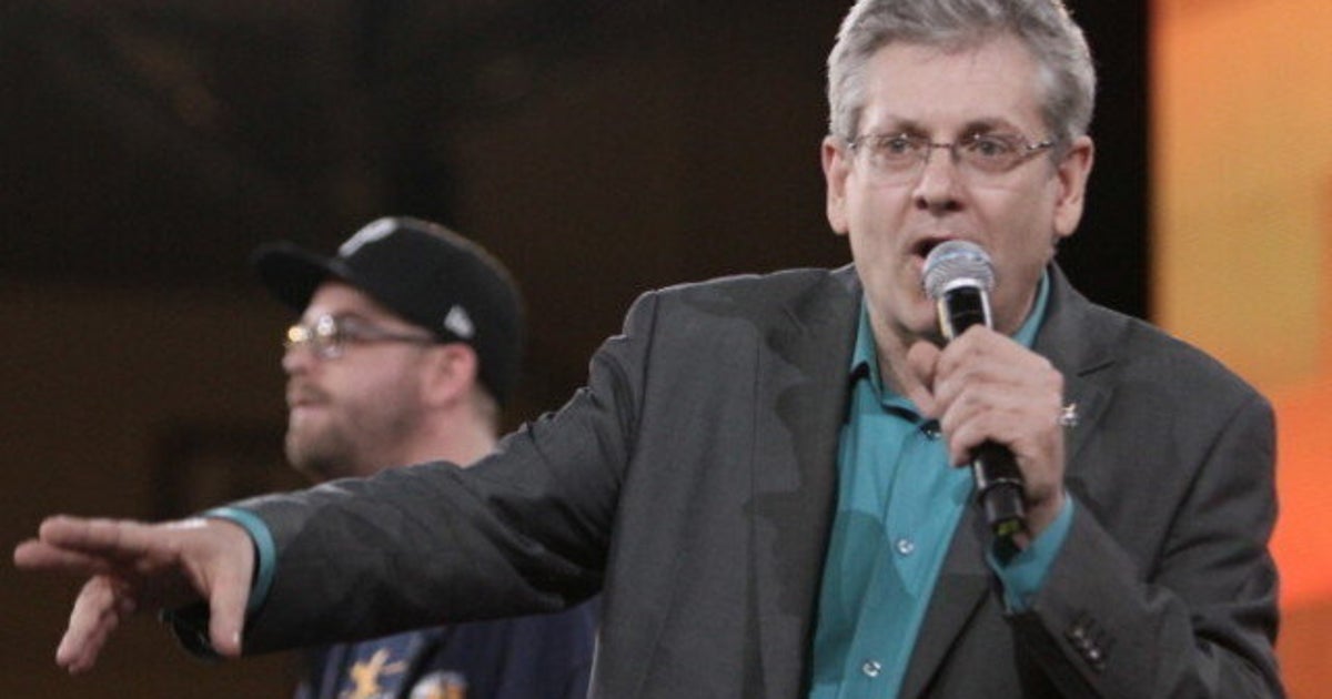 Charlie Angus Rap: Paul Dewar Introduced With Unusual Musical Number At ...