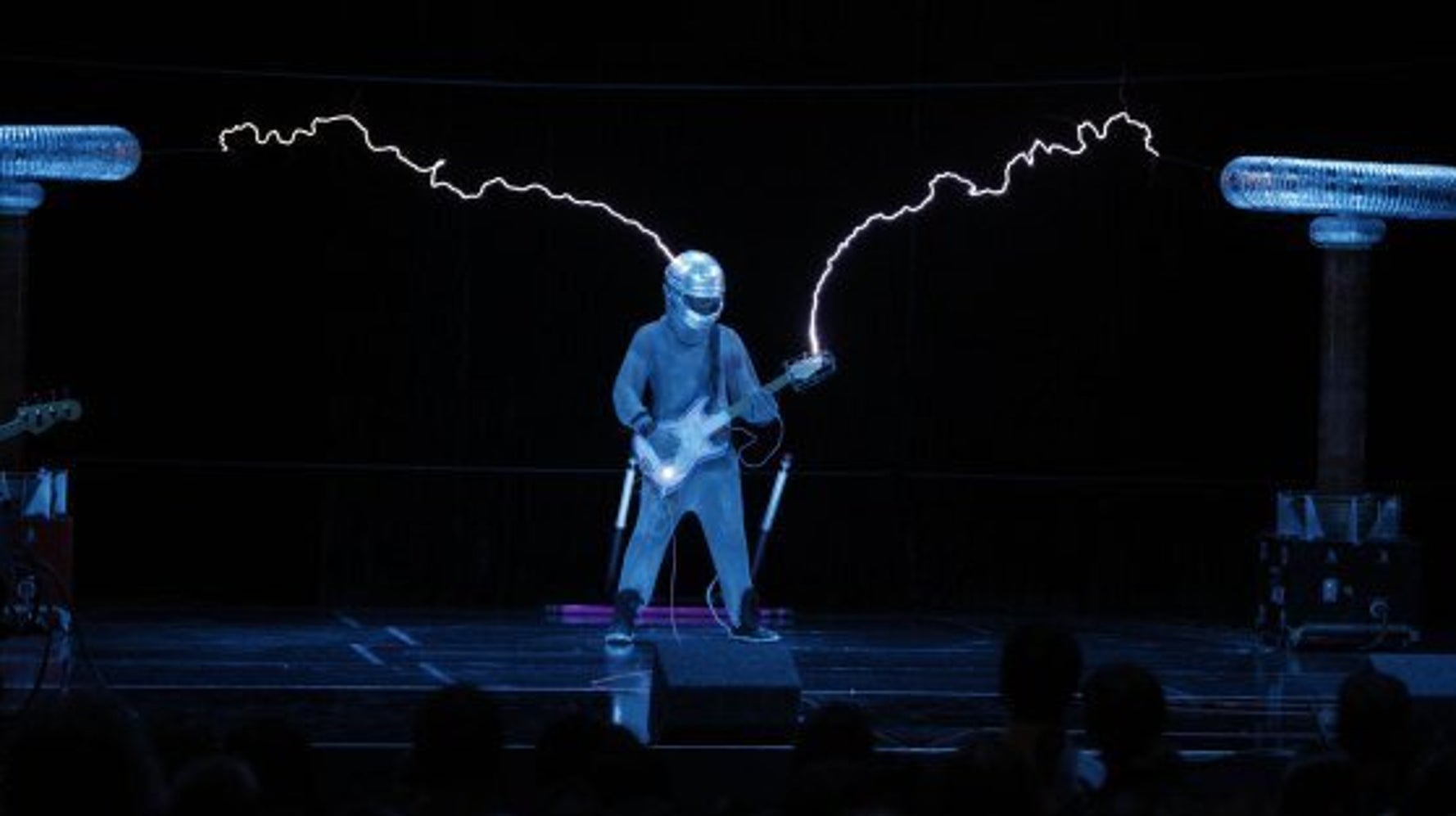 ArcAttack At Beakerhead: Singing Tesla Coils Produce Electrifying Show ...