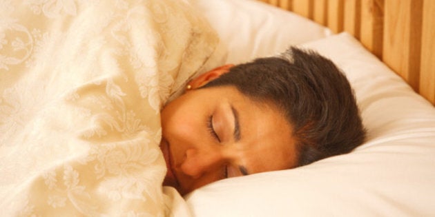 10 Ways To Get Beautiful While You Sleep (PHOTOS) | HuffPost Style