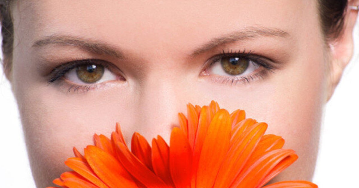 Can You Be Too Pretty? Yes Says A New Study (PHOTOS) | HuffPost Style