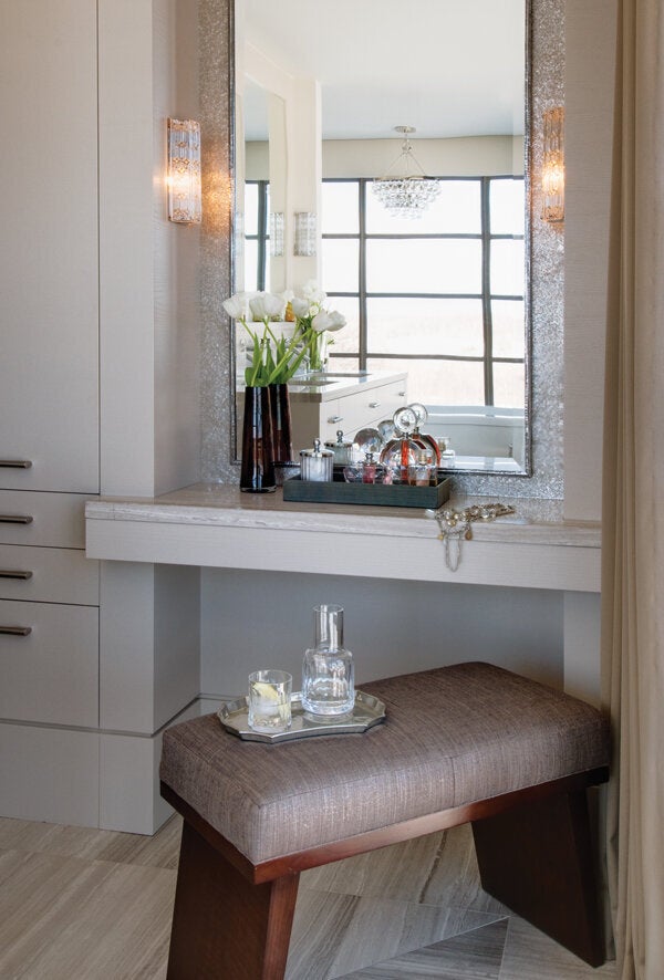 Morning Routines are a Snap With a Stylish Vanity | HuffPost Style