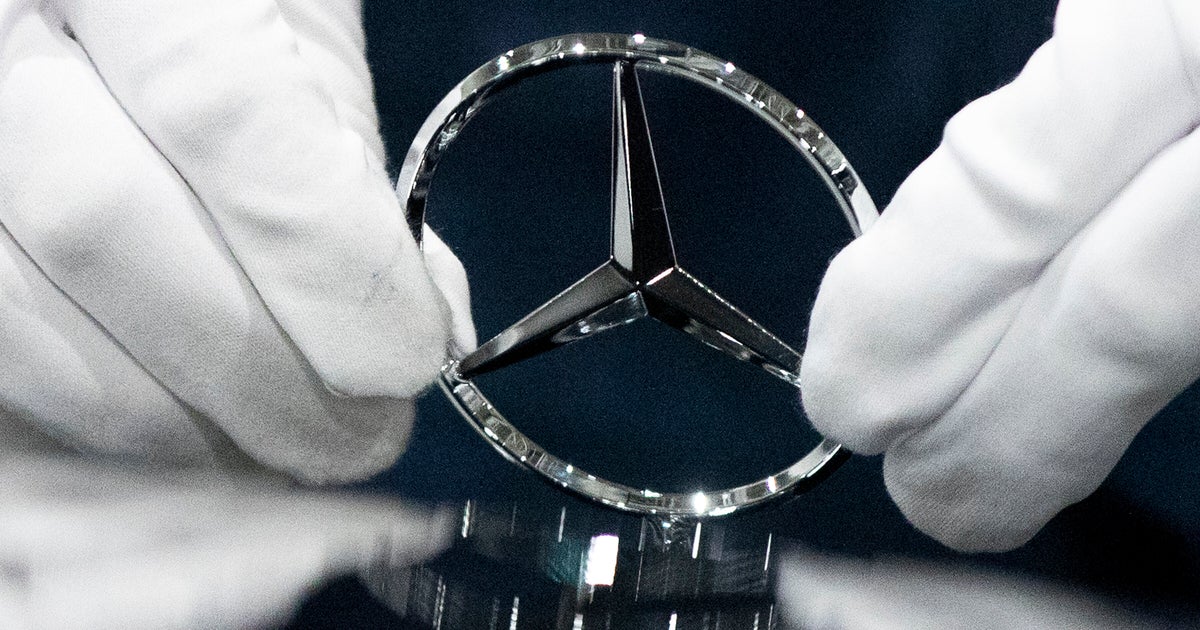 Mercedes Maker Sets A New Standard For Auto Industry Climate Targets ...