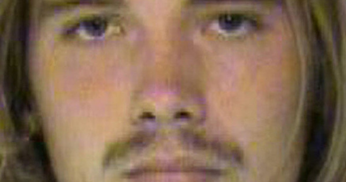 Miley's Homeless VMAs Date Jesse Helt Turns Himself In To Police In ...