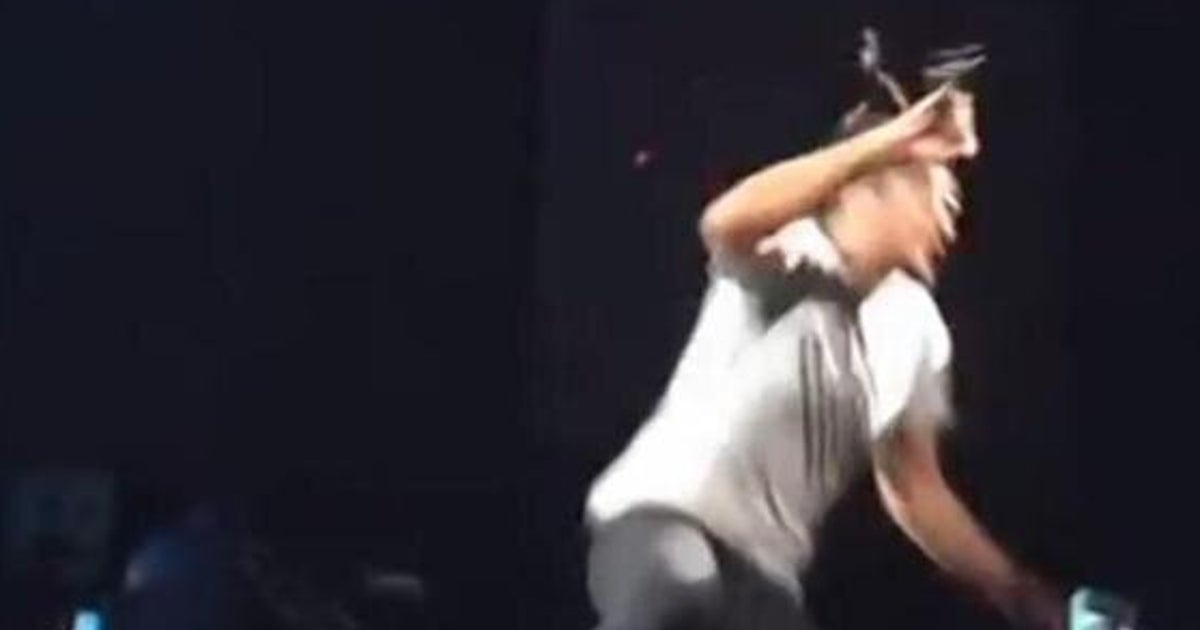 Luke Bryan Falls Off Stage (Again) And Other Embarrassing Concert ...