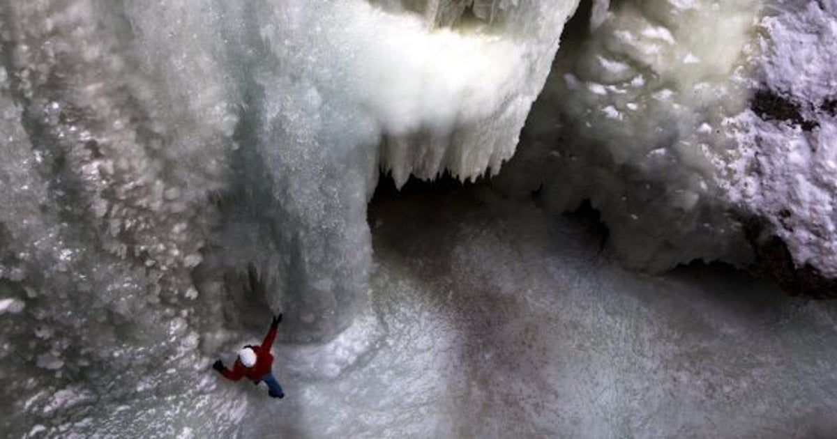 Walking On Water: The Best Places To Ice Walk In Alberta | HuffPost News