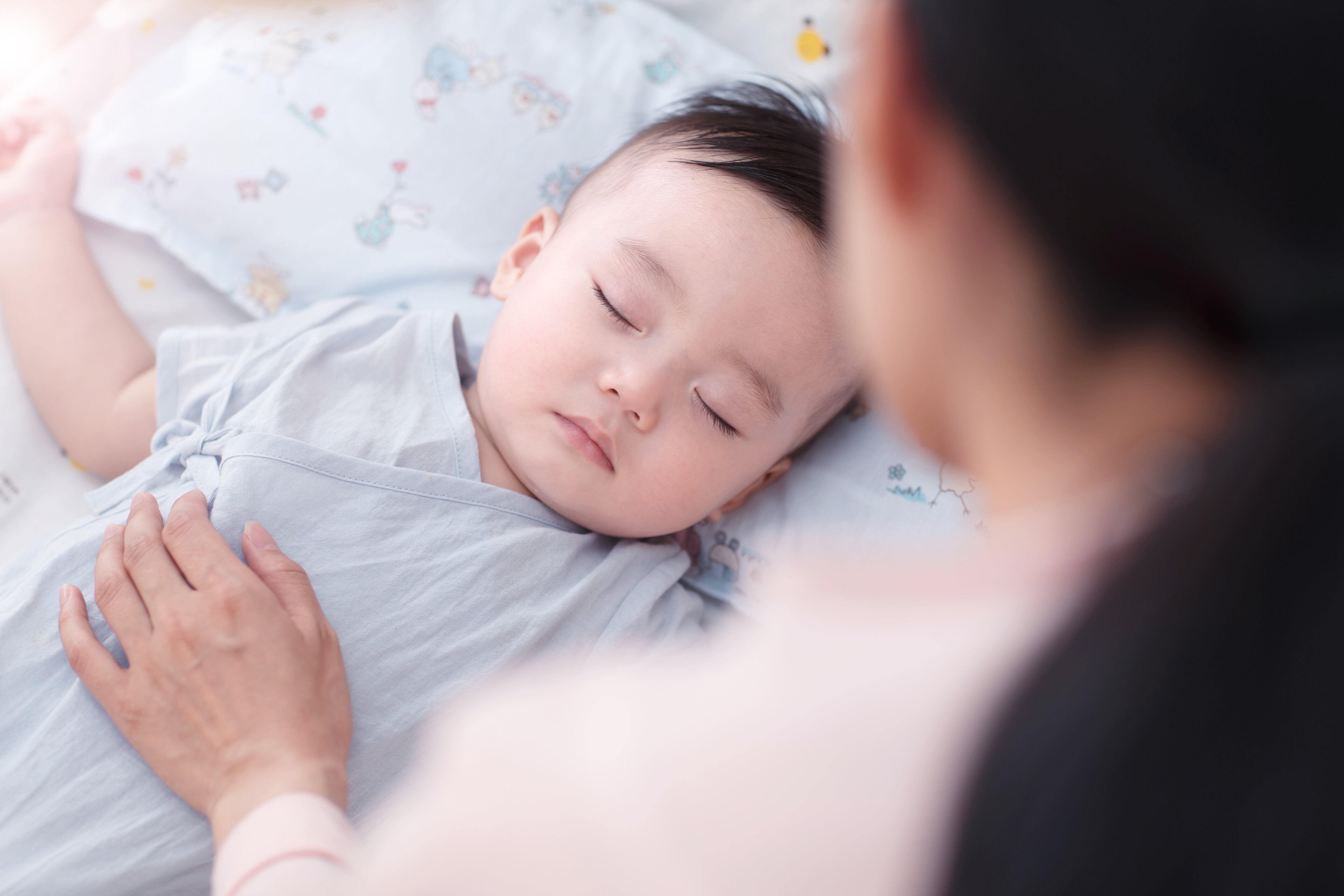What Is Sleep Training For Babies And How Does It Work HuffPost What Is Sleep Training For Babies And How Does It Work HuffPost