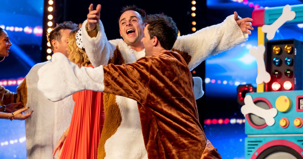 Britains Got Talent Judges Give Ant And Dec Thumbs Up As They Go