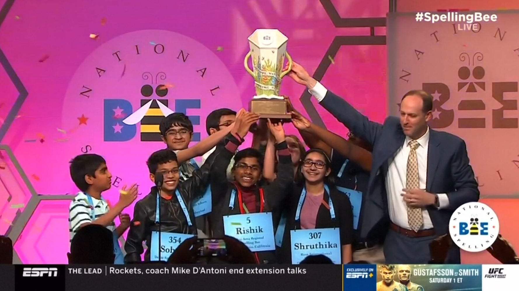 US Spelling Bee Crowns Eight Champions | HuffPost UK Life