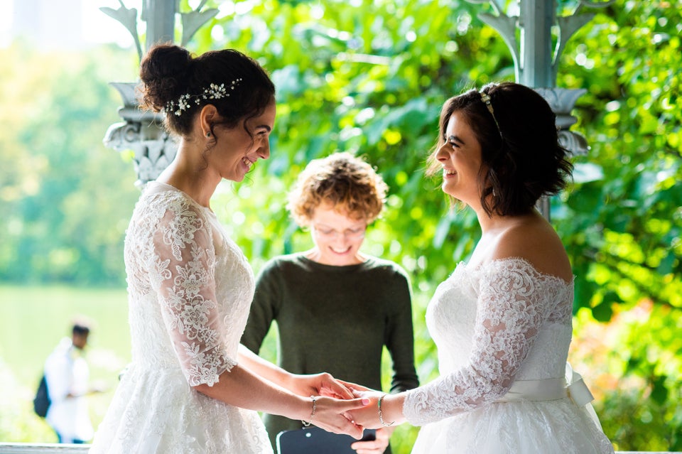 33 Beautiful Lgbtq Wedding Photos That Are Overflowing With Love Huffpost Life