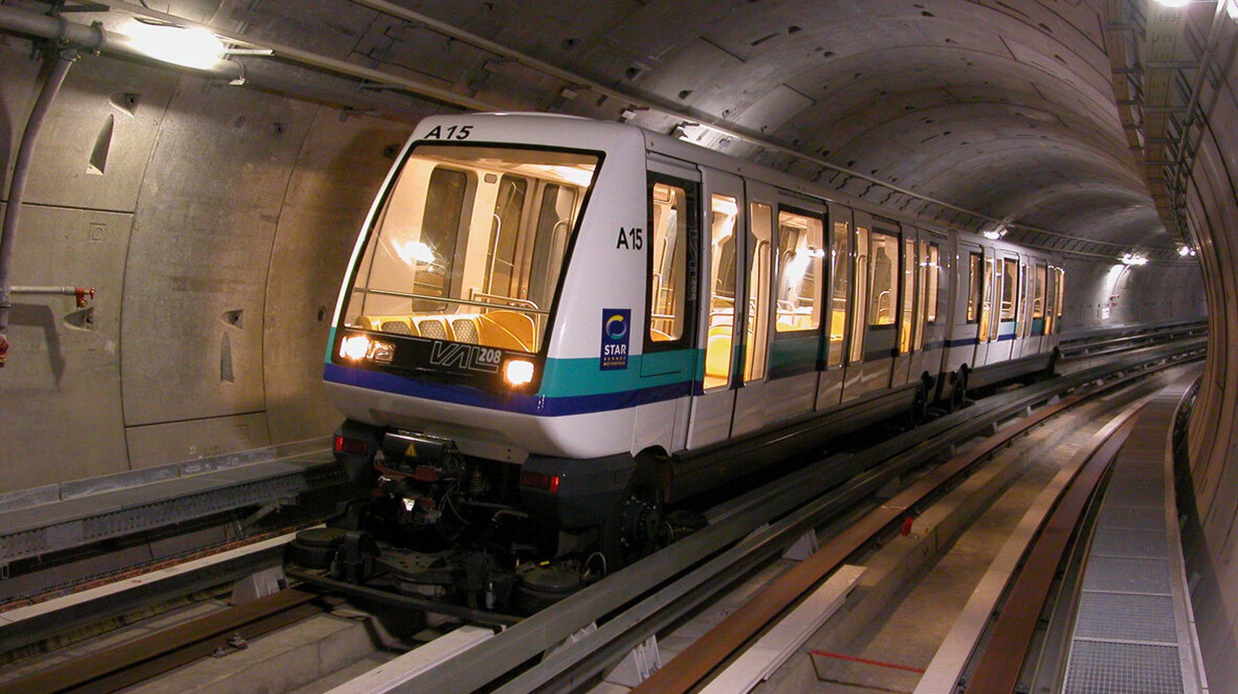 rennes-c-est-dans-le-m-tro-que-vous-trouverez-un-job-le-huffington