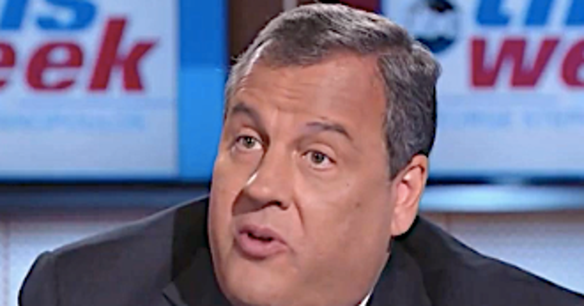 Chris Christie Rips Sarah Sanders, 'Press Staff' For Trump Interview At ...