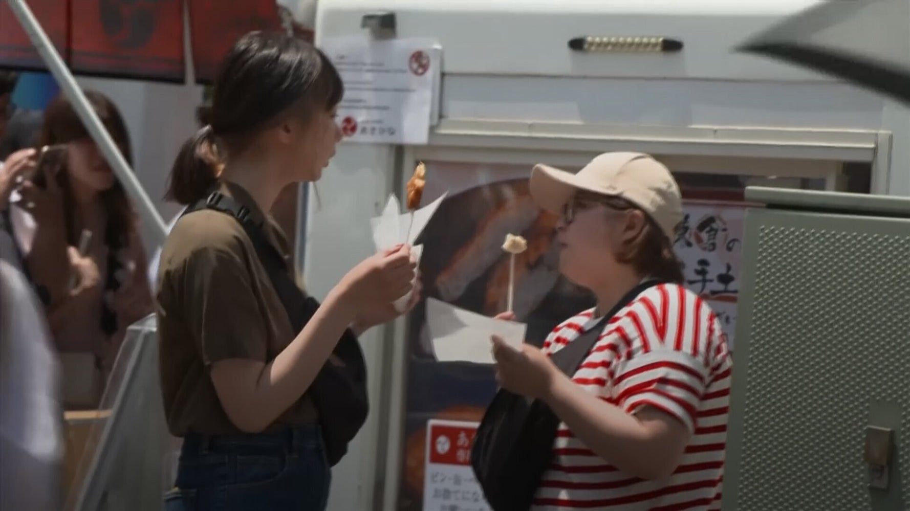 Japanese City Bans Tourists From Eating While Walking | HuffPost UK Life